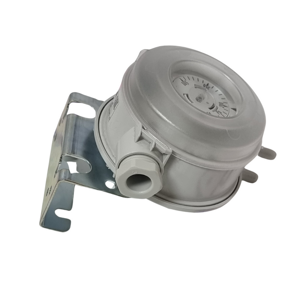 SIEMENS QBM81-5 Differential Pressure Switch – We Sell Stocks
